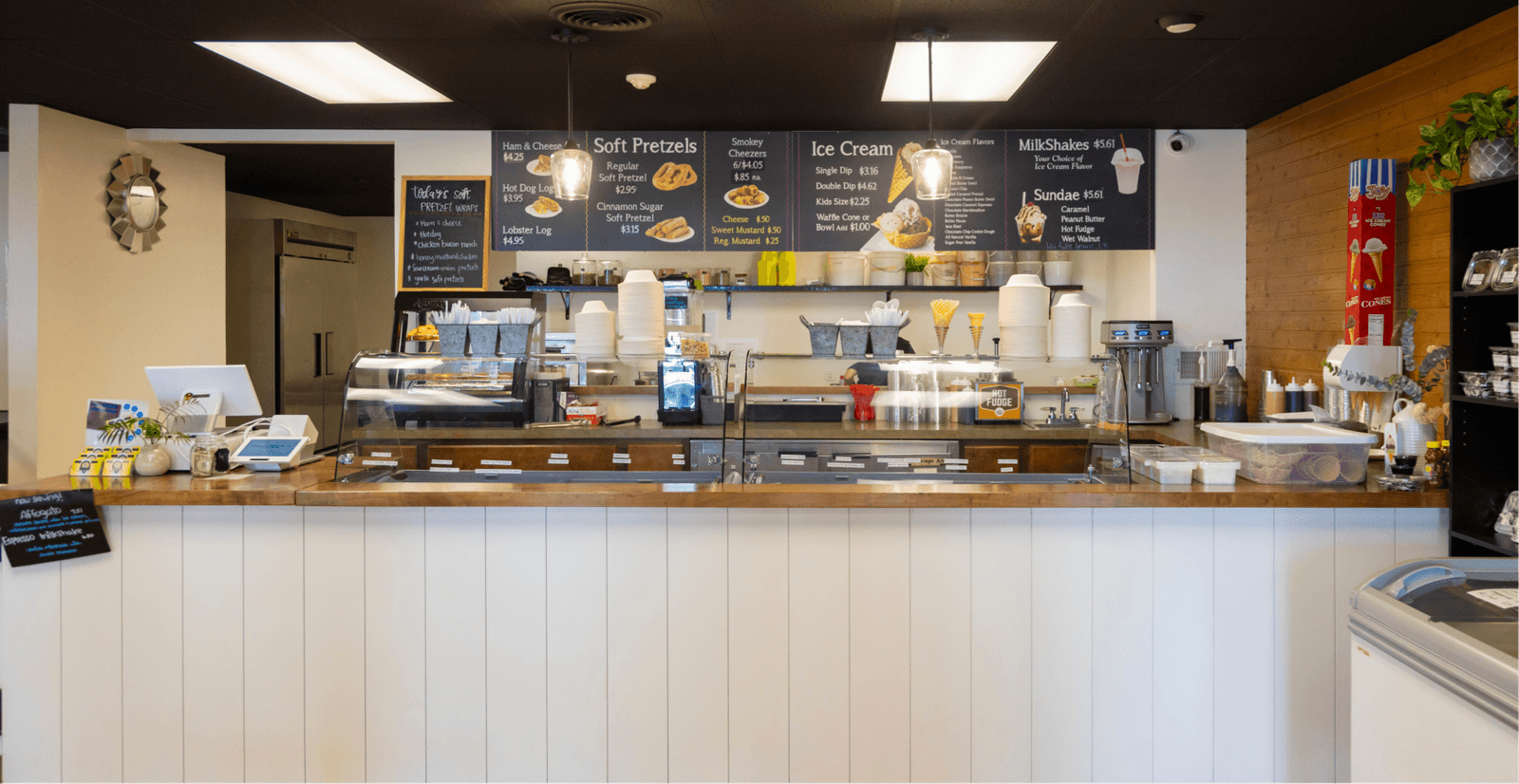 Swing By Down On The Farm Creamery Ice Cream Shop swing-by-down-on-the-farm-creamery-ice-cream-shop